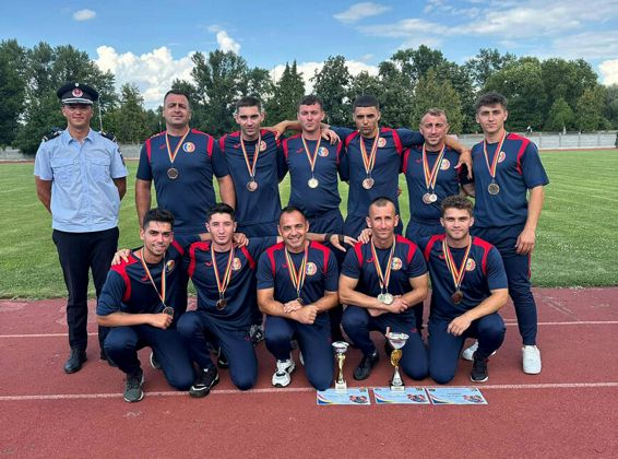 Agenda Pompierului: O revistă cu și despre pompieri