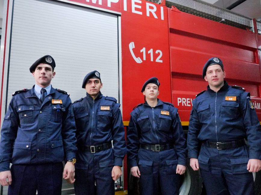 Agenda Pompierului: Șase studenți pompieri, în practică la I.S.U. Maramureș